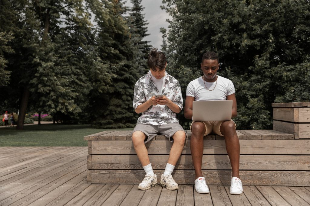 10 Ways to Disconnect from Technology - Soar With You